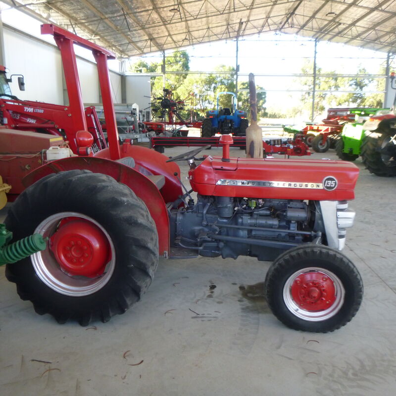 Massey Ferguson 135 tractor | Konigs Shepparton Pty. Ltd