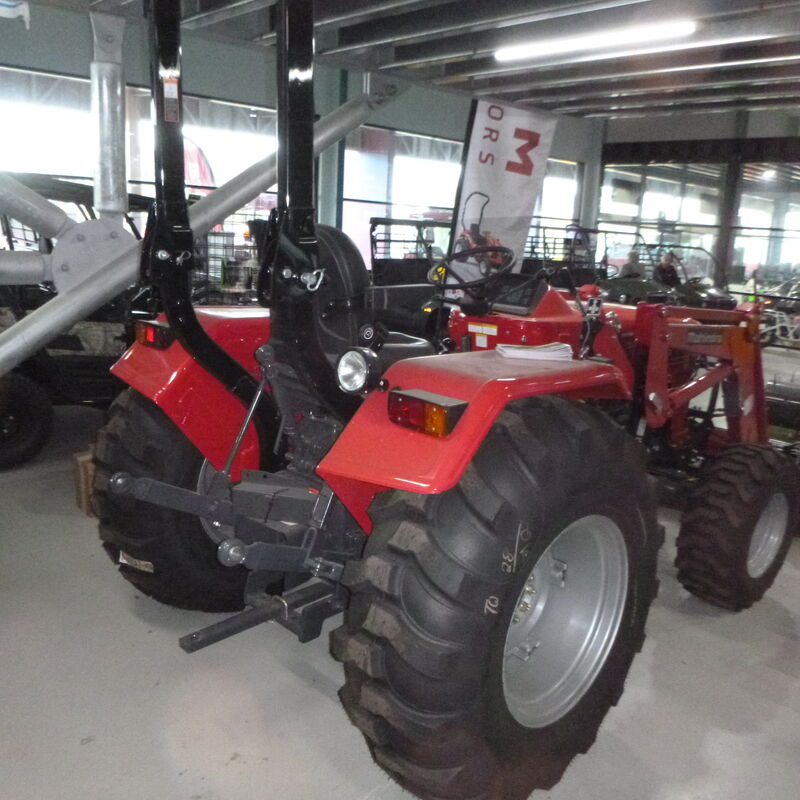 NEW MAHINDRA 4025 ROPS TRACTOR | Konigs Shepparton Pty. Ltd