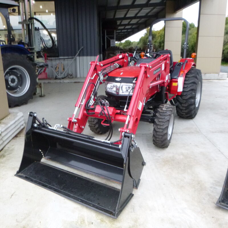 NEW MAHINDRA MAX 36 ROPS TRACTOR | Konigs Shepparton Pty. Ltd