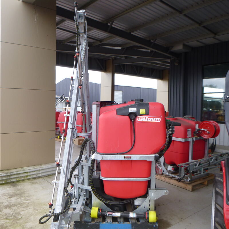 NEW SILVAN 1100L SPRAYER W/ 14M BOOM | Konigs Shepparton Pty. Ltd