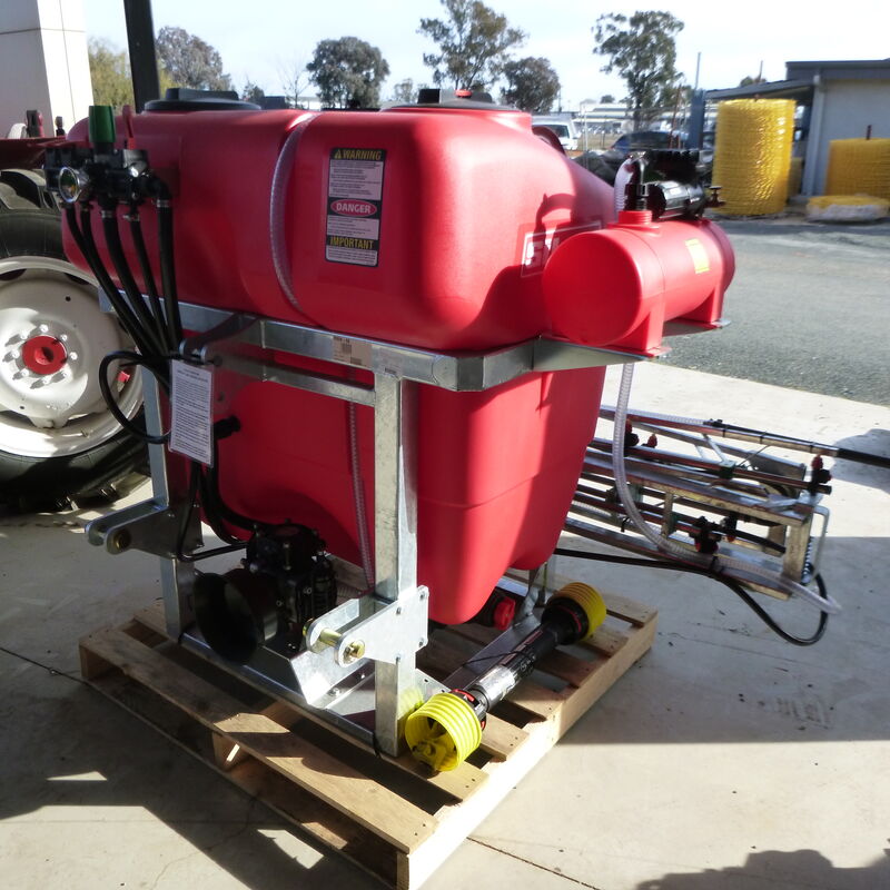 NEW SILVAN 600L SUPER DELUX LINKAGE SPRAYER | Konigs Shepparton Pty. Ltd