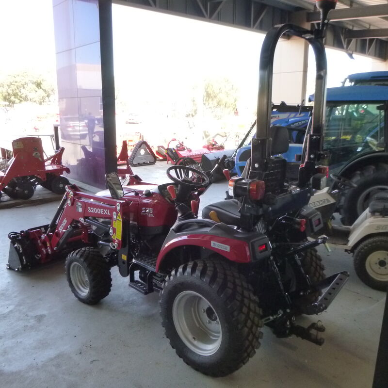 NEW SOLIS S26 4WD ROPS TRACTOR WITH LOADER | Konigs Shepparton Pty. Ltd