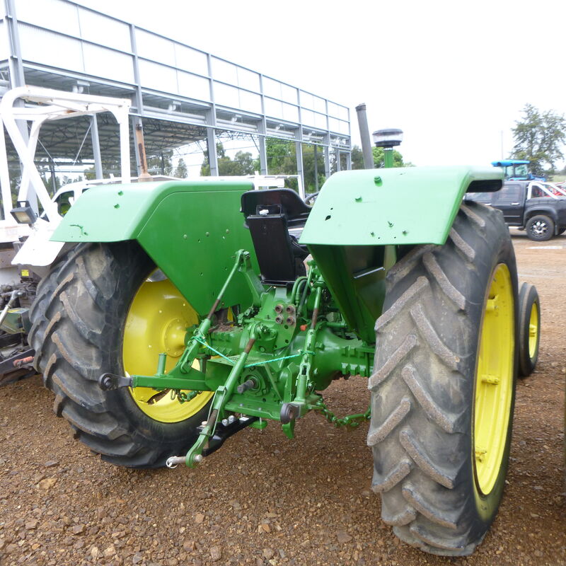 S/H John Deere 1640 Tractor | Konigs Shepparton Pty. Ltd