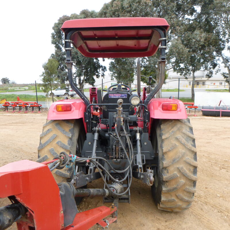 S/H Mahindra 7520 Tractor | Konigs Shepparton Pty. Ltd