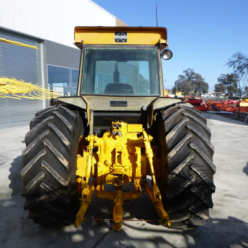 USED CHAMBERLAIN 4080B CAB TRACTOR | Konigs Shepparton Pty. Ltd