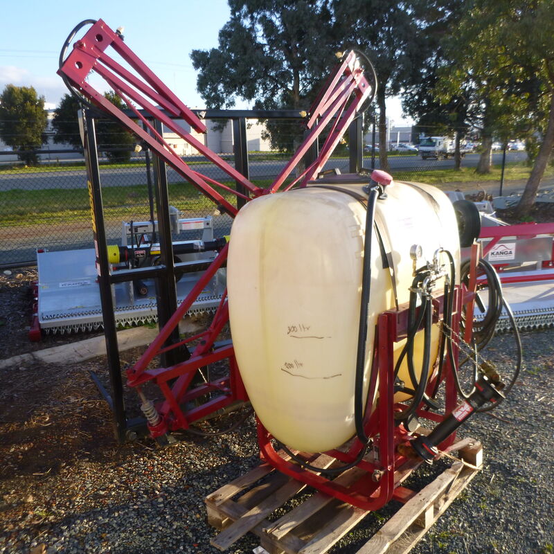 USED HARDI 600L LINKAGE SPRAYER | Konigs Shepparton Pty. Ltd