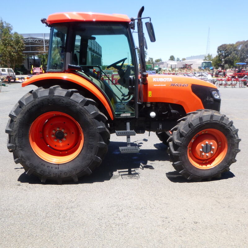 USED KUBOTA M8540 CAB TRACTOR | Konigs Shepparton Pty. Ltd