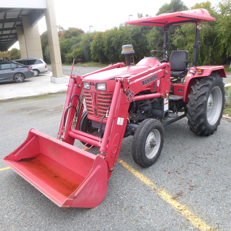 USED MAHINDRA 3525 ROPS TRACTOR WITH LOADER | Konigs Shepparton Pty. Ltd