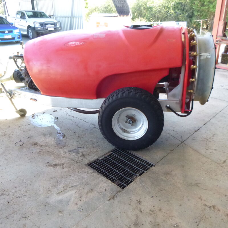 USED SILVAN 1000L SUNTUFF AIRBLAST SPRAYER | Konigs Shepparton Pty. Ltd