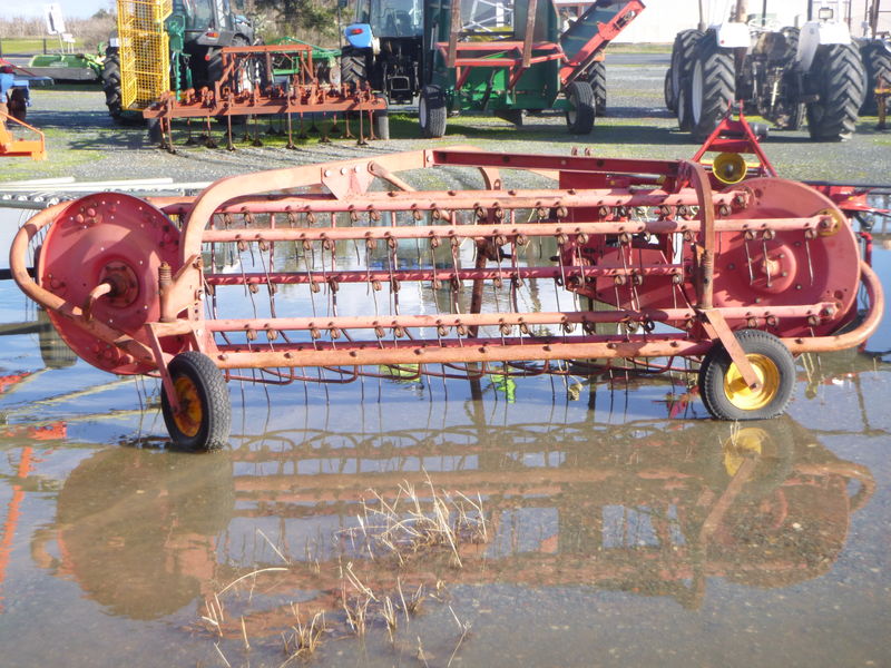 used mf 25 roller bar rake | Konigs Shepparton Pty. Ltd