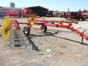 Hay Rakes & Tedders | Konigs Shepparton Pty. Ltd